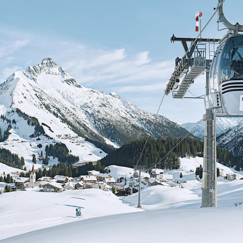 Ski ticket prices & lift tickets | Warth-Schröcken