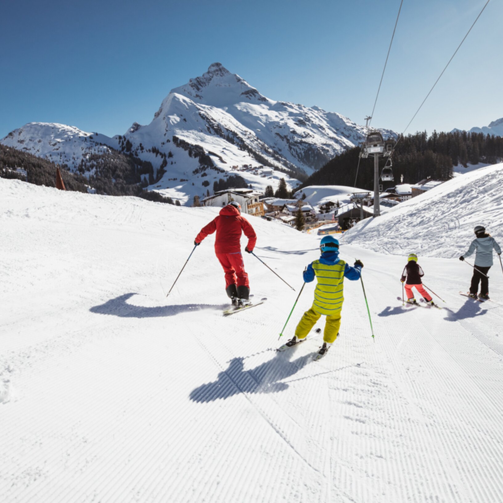 Ski ticket prices & lift tickets | Warth-Schröcken